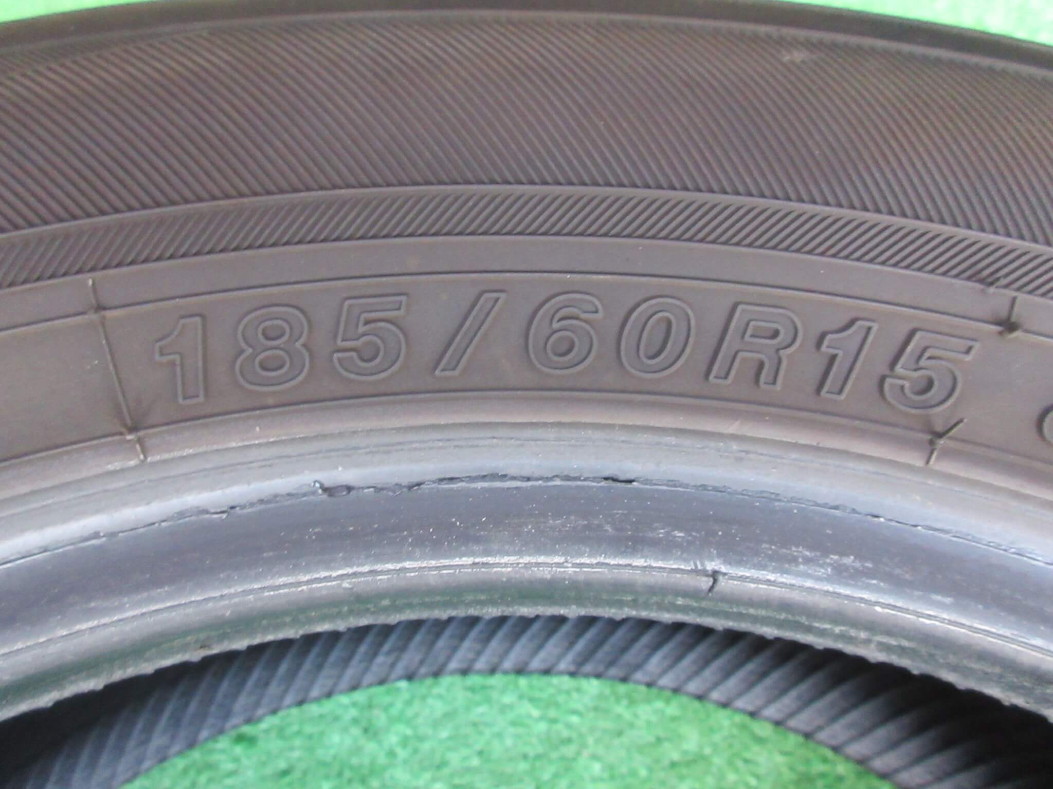 ヨコハマ ブルーアースAE01