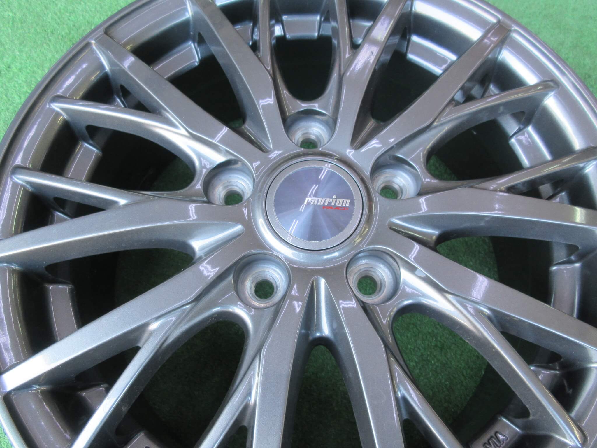 ウェッズ ラブリオンRM01