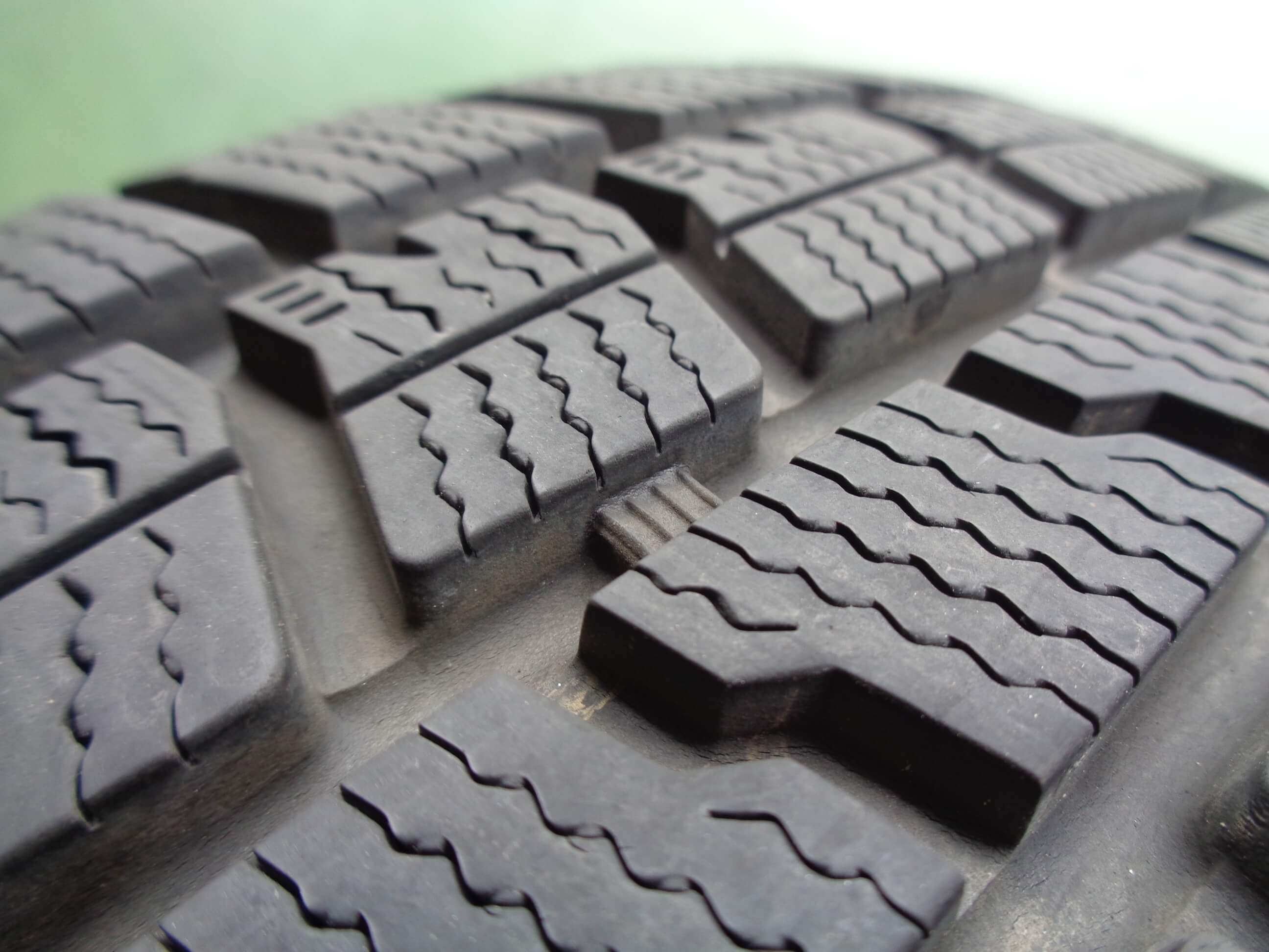 トップランA18 グッドイヤー アイスナビ7