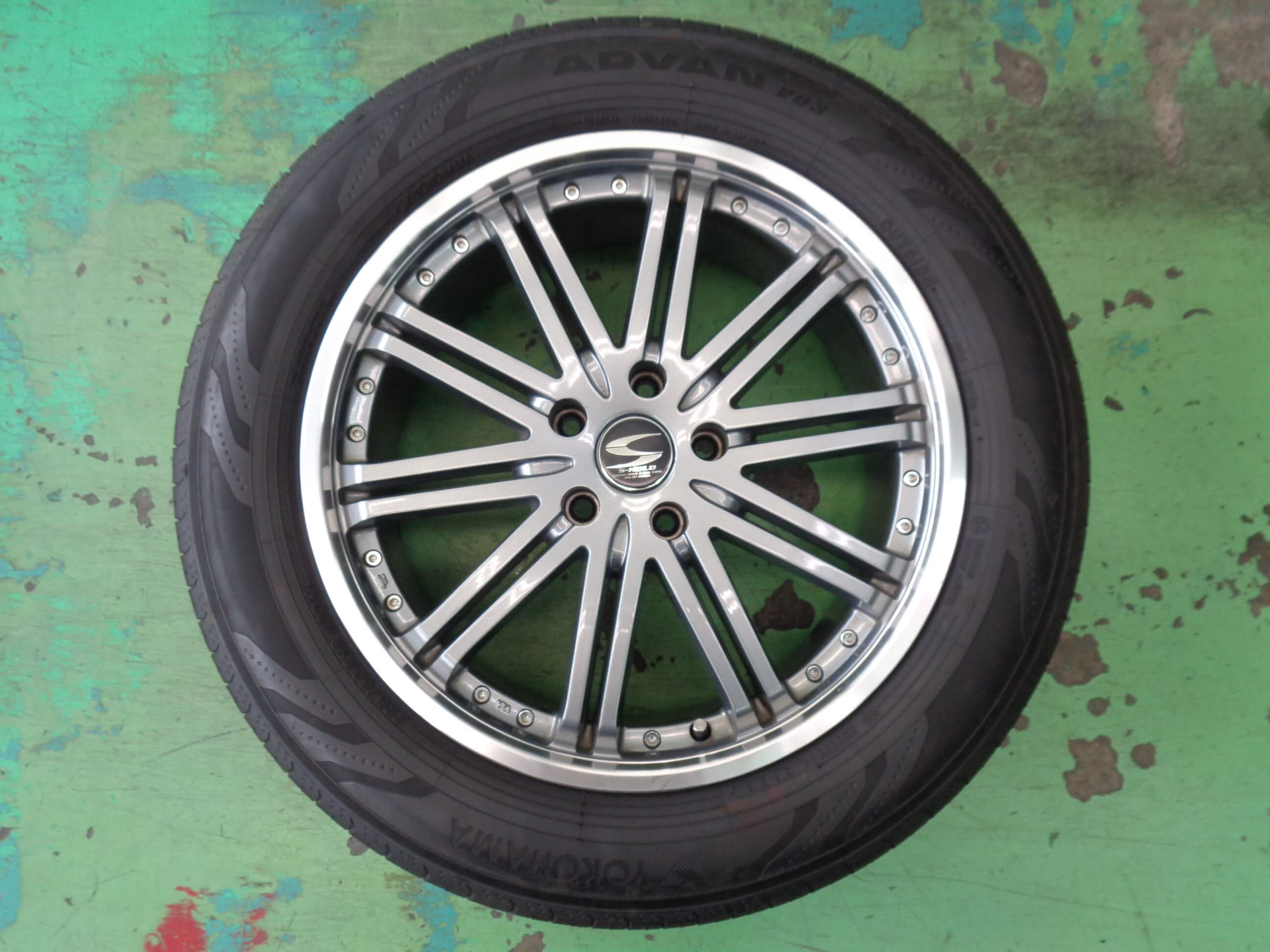 S-HOLD ヨコハマ アドバンV03