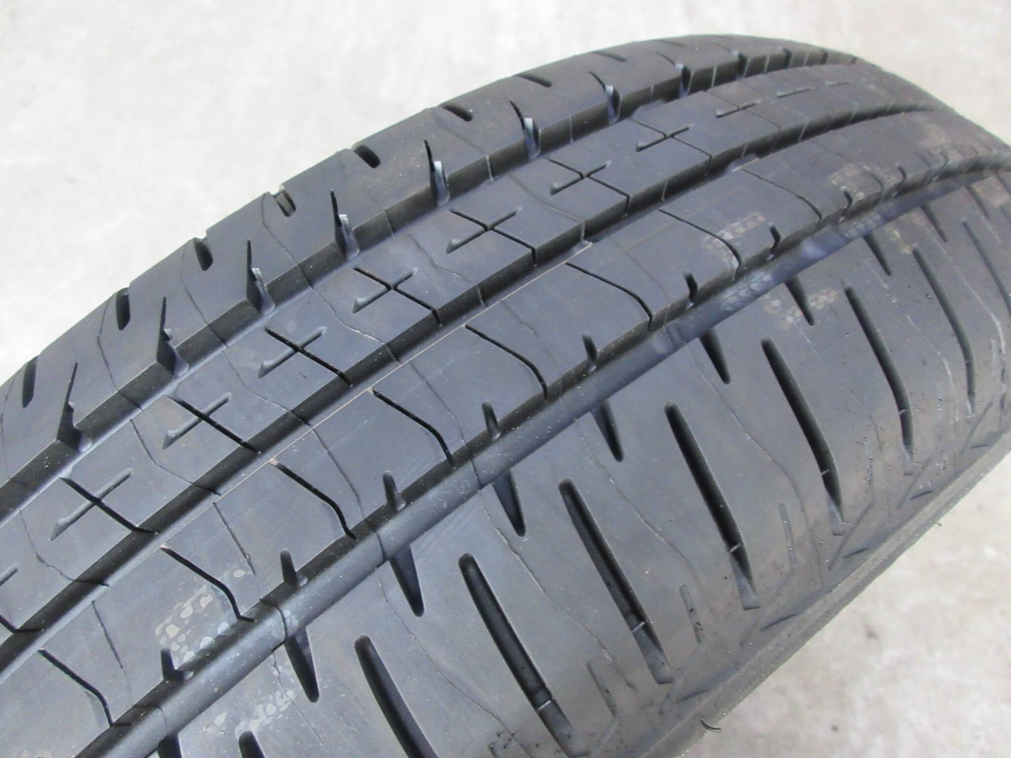 ブリヂストン NH200C