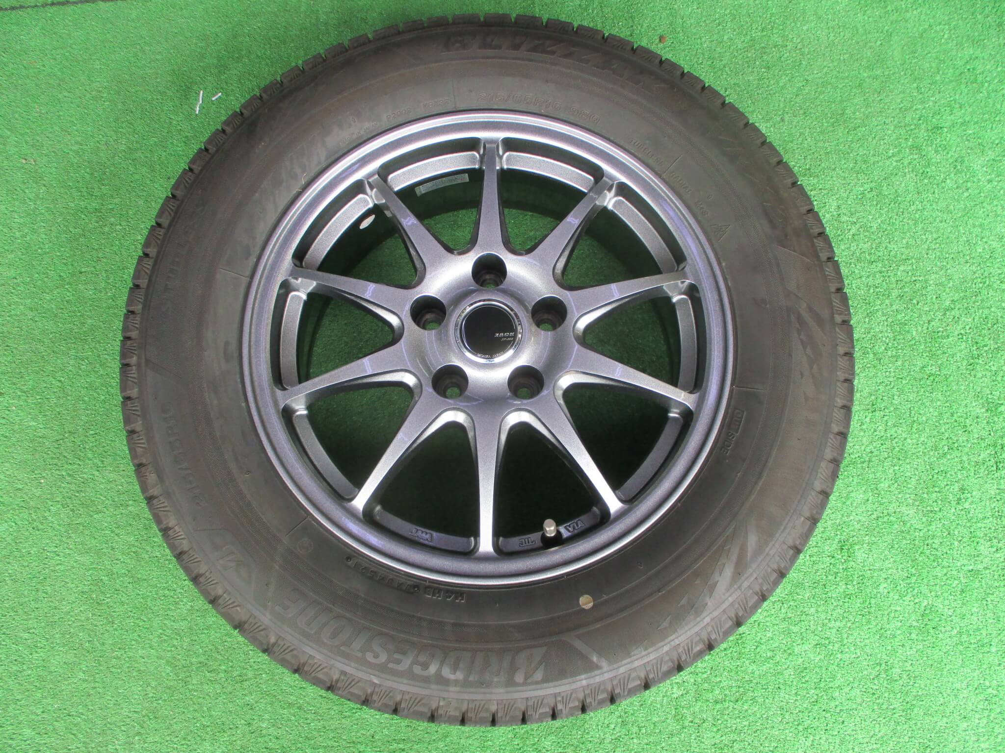 ザックJP202 ブリヂストン ブリザック VRX3