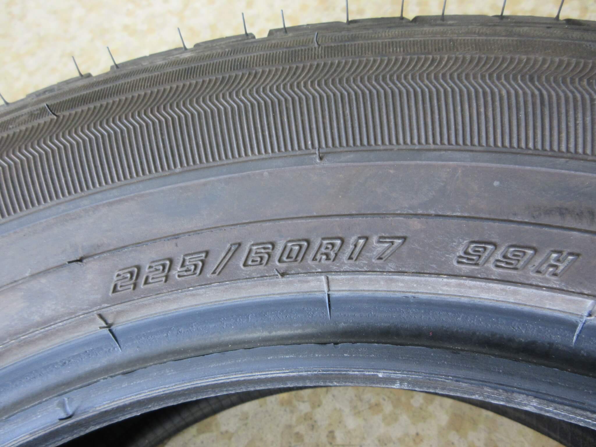 グッドイヤー HP01